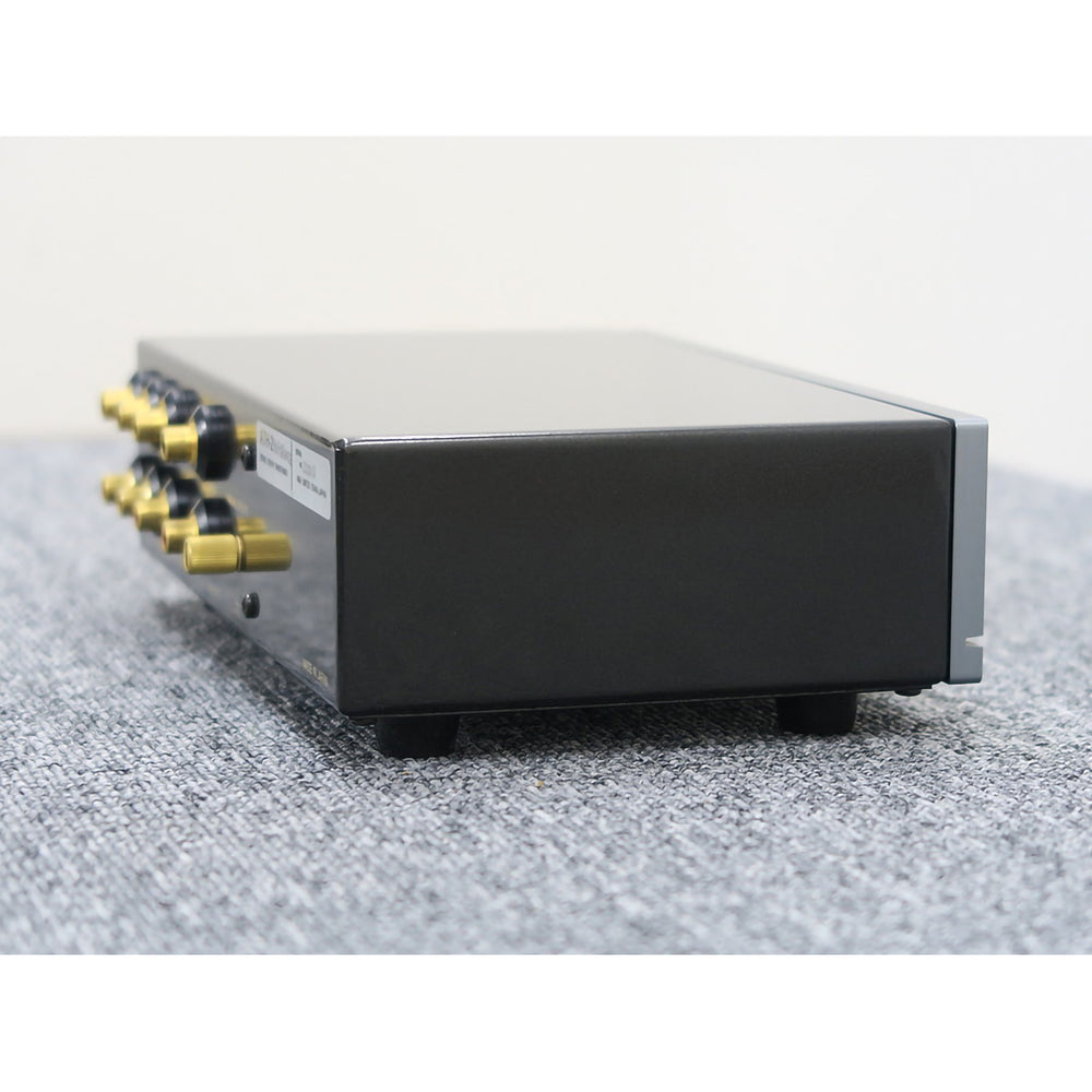 Air Tight ATH-2 Reference MC Step-Up Transformer with Input Selector